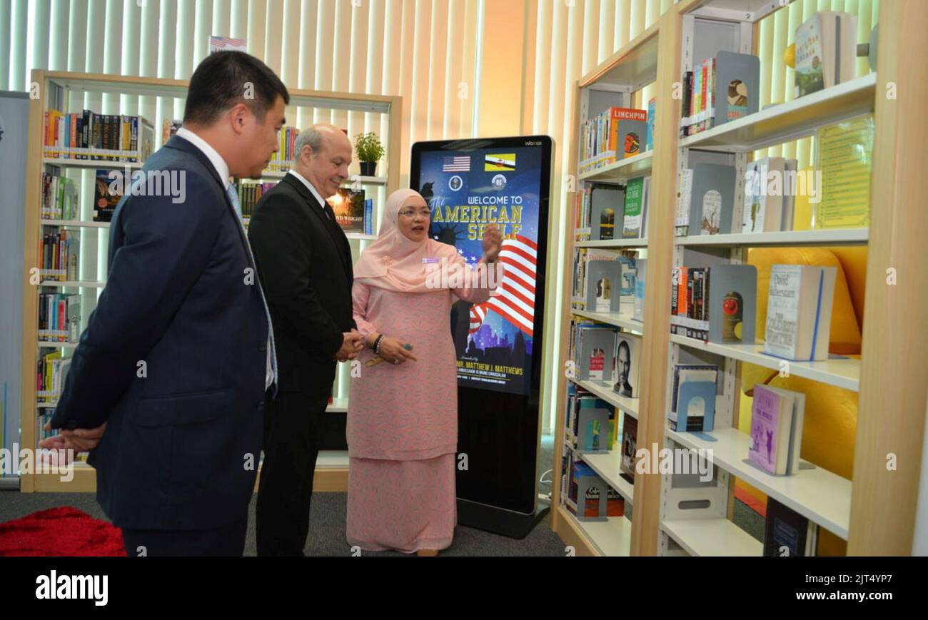 U.S. Embassy Launches American Shelf at Universiti Teknologi Brunei 01 Stock Photo - Alamy