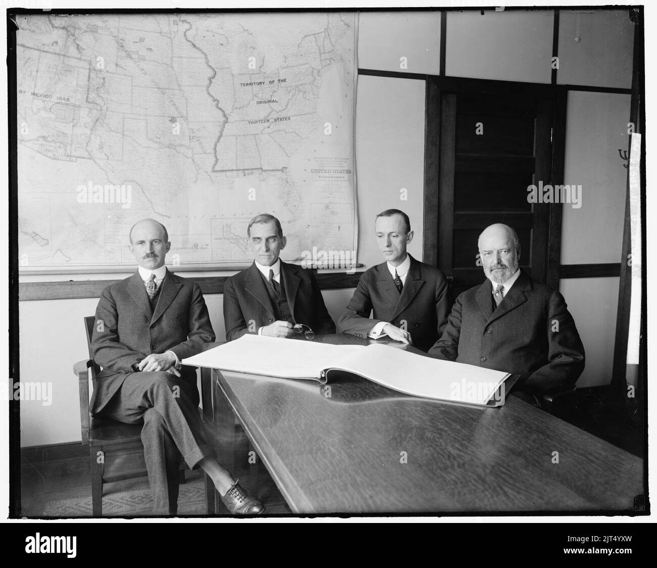 U.S. FUEL ADMINISTRATION Stock Photo - Alamy