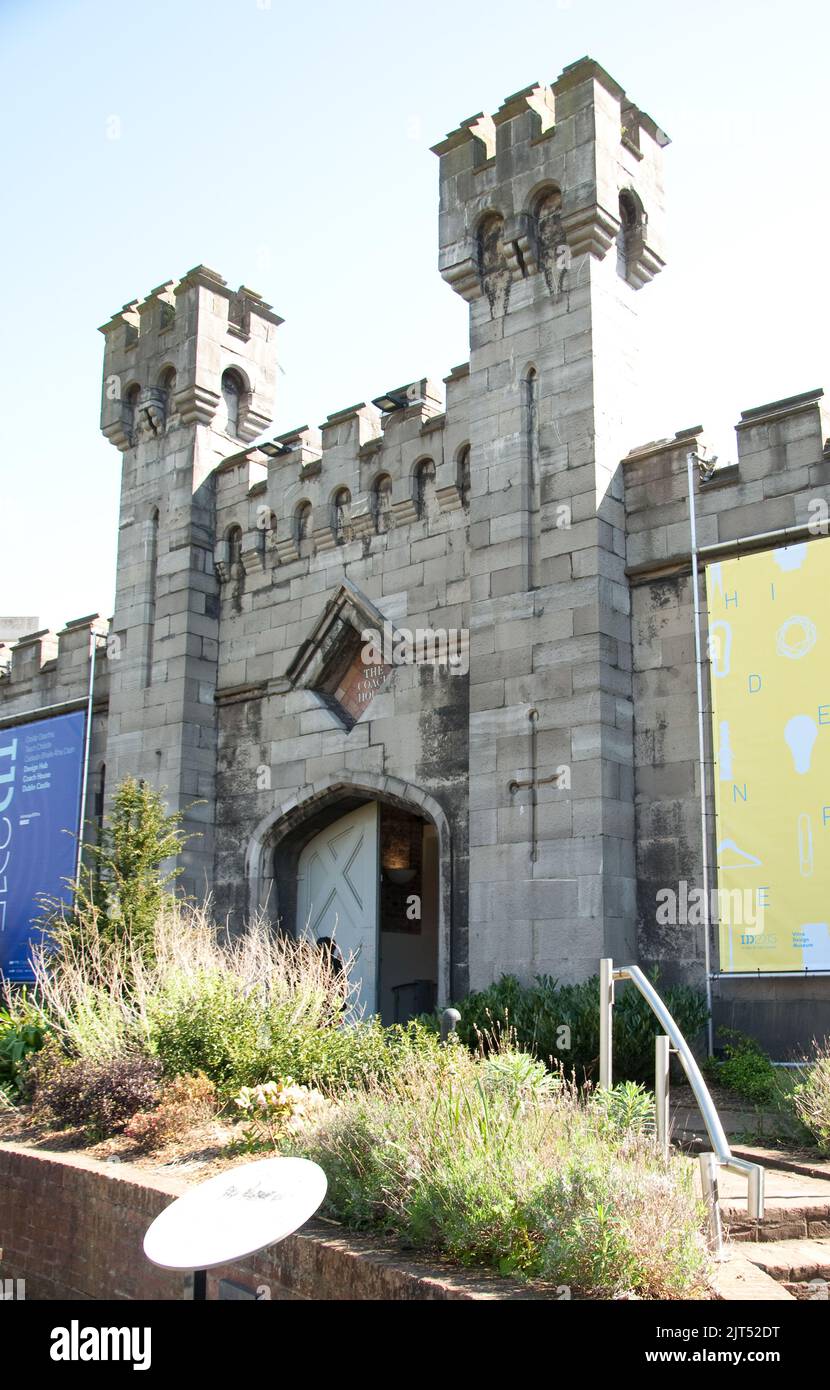 The Coach House, Dublin Castle Grounds, Dublin, Eire Stock Photo - Alamy