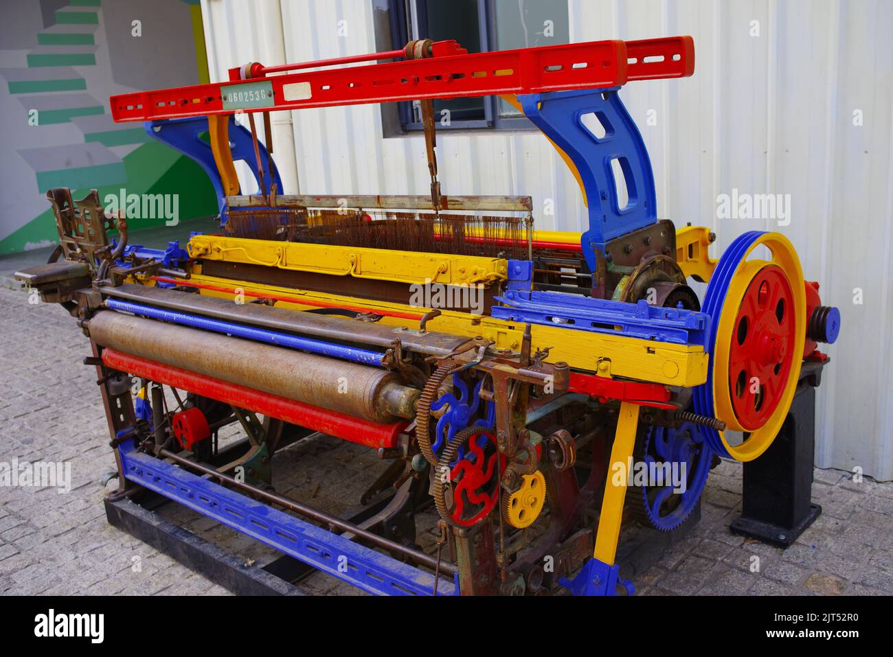 Old loom hi-res stock photography and images - Alamy
