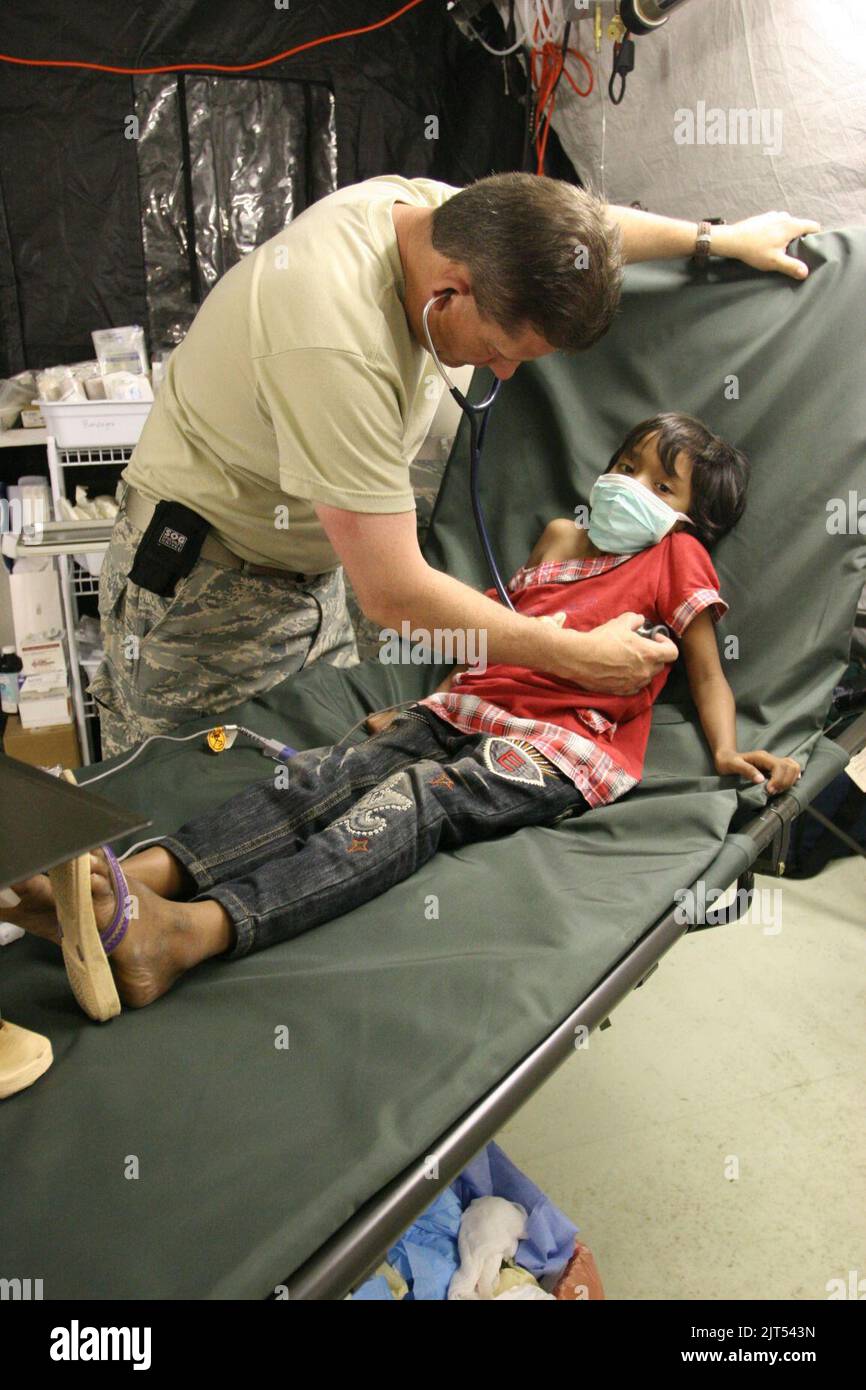 U.S. Military Mobile Field Hospital (4007972696 Stock Photo - Alamy