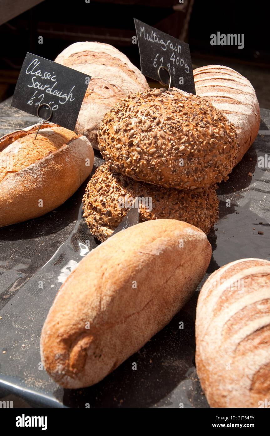 Bread Stall, Notting Hill Farmers' Market, Notting Hill Gate, London ...