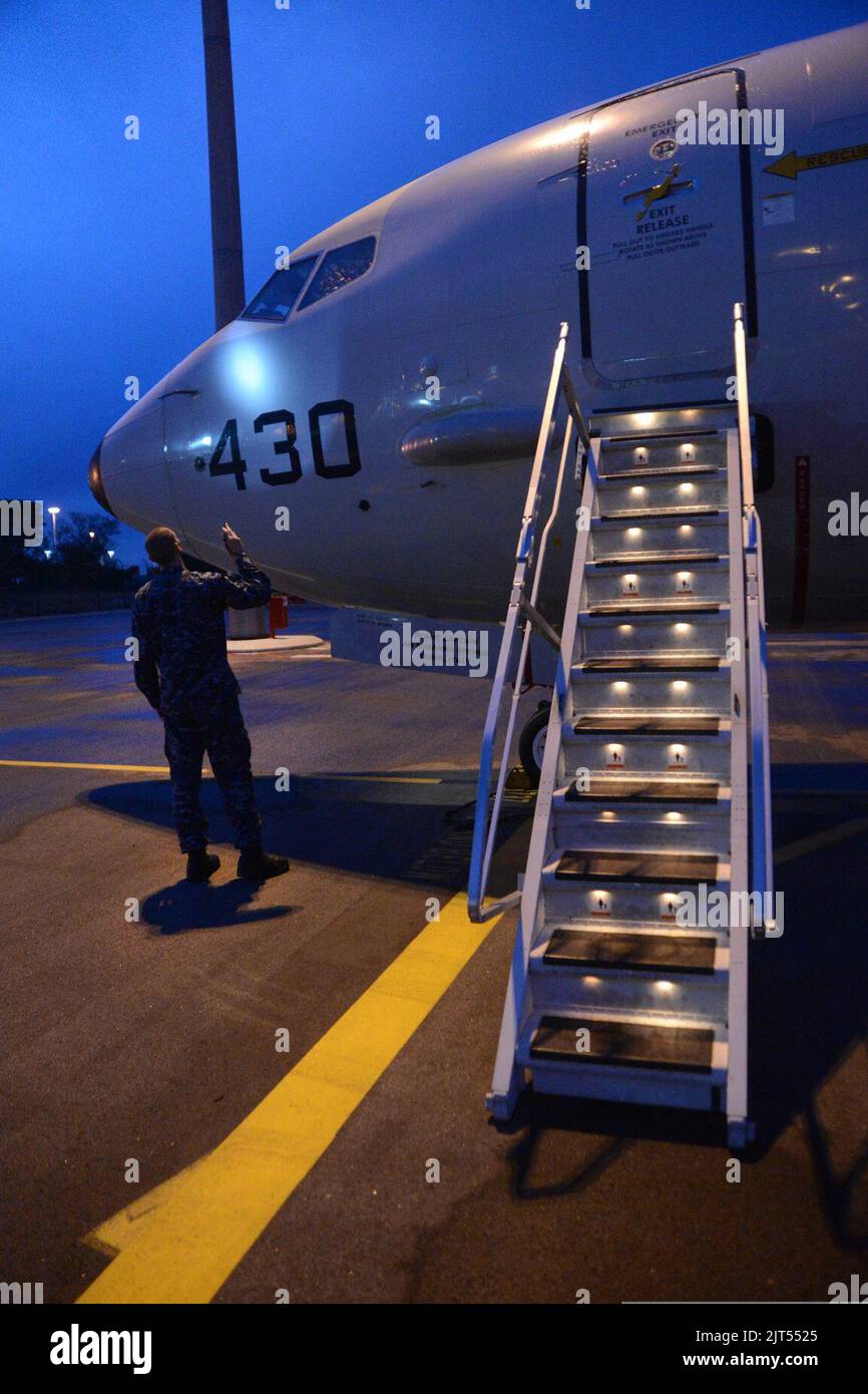 U.S. Navy Aviation Machinist's Mate 3rd Class assigned to Patrol ...