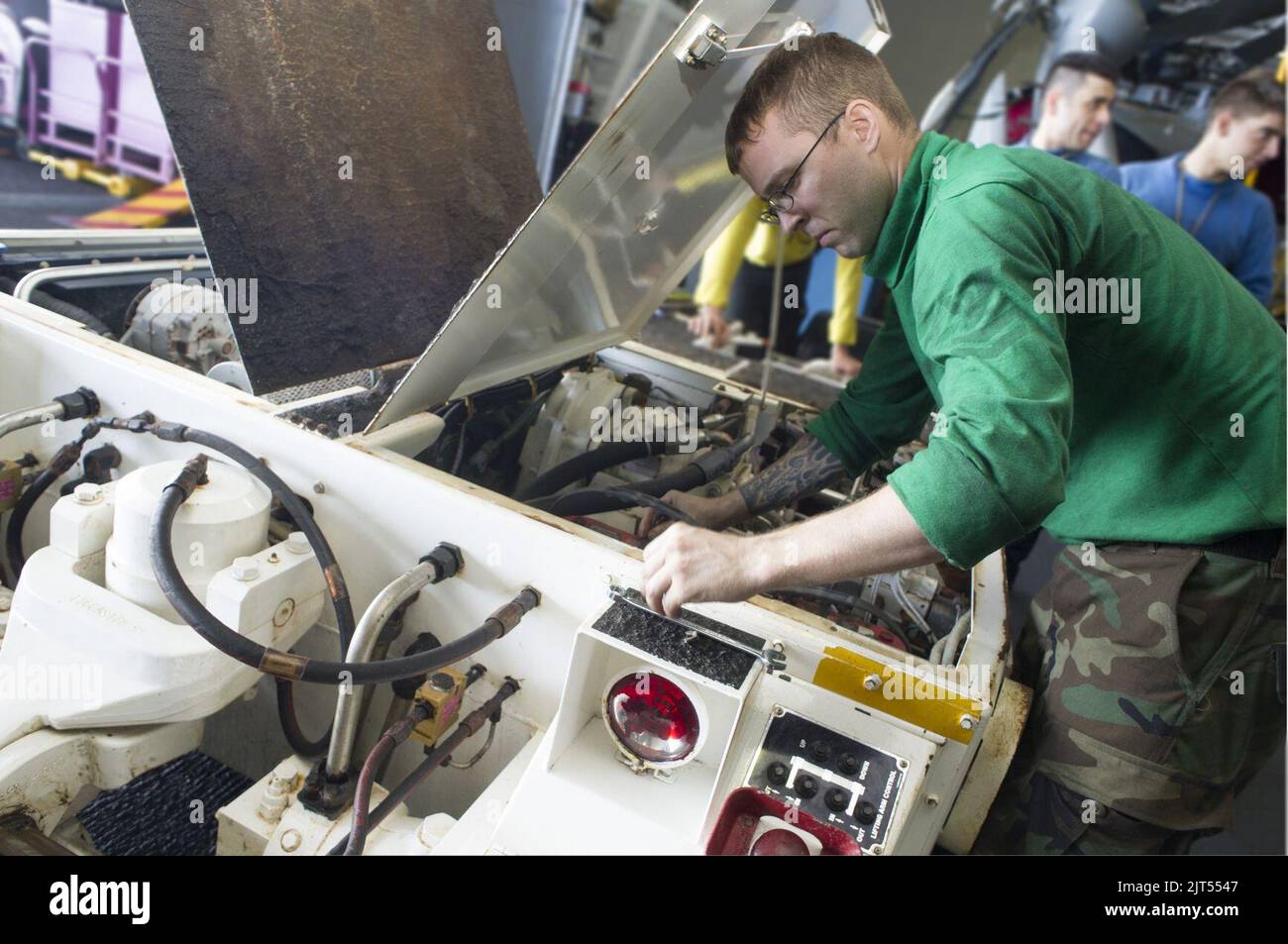 U.S. Navy Aviation Support Equipment Technician 2nd Class conducts ...
