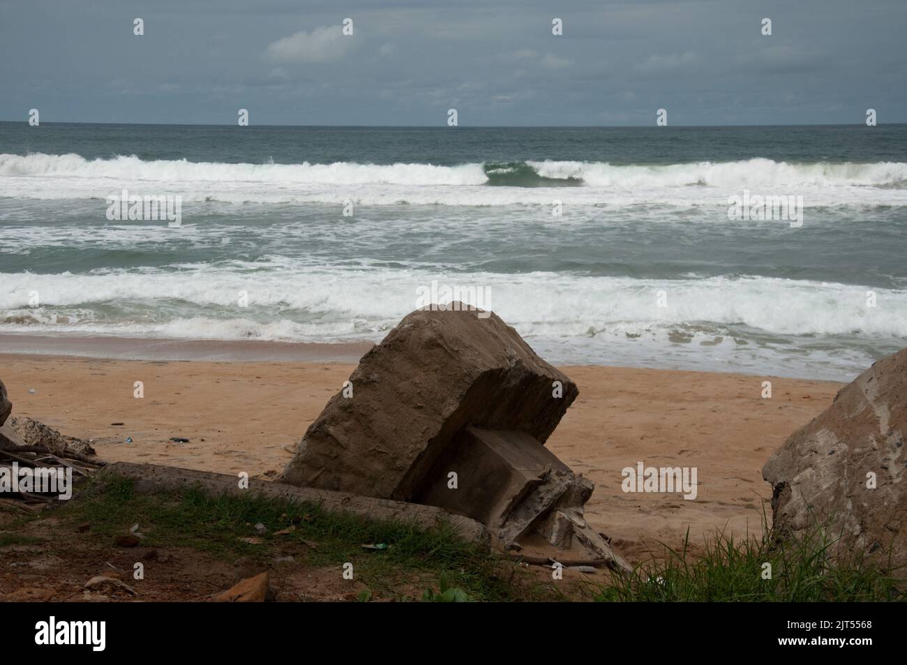 The Atlantic, Sinkor, Monrovia, Liberia Stock Photo - Alamy