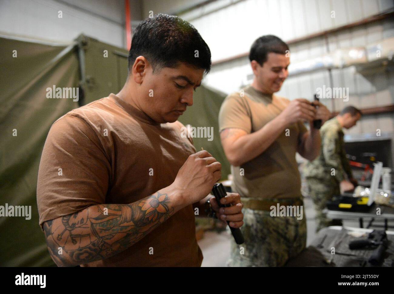 U s navy boatswains mate 1st hi-res stock photography and images - Alamy