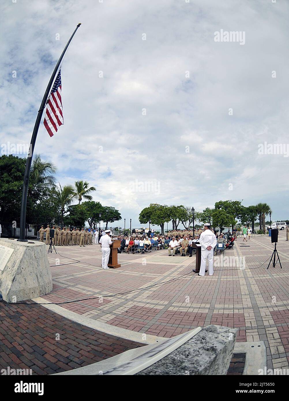 U.S. Navy chief petty officer selectees hold a 9-11 remembrance ...