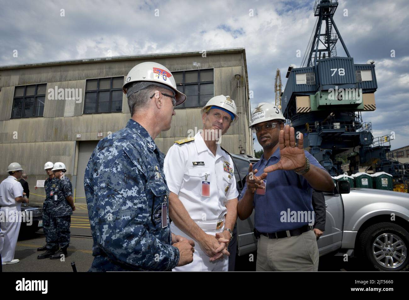 U.S. Navy Chief of Naval Operations Adm. Jonathan W. Greenert, center ...