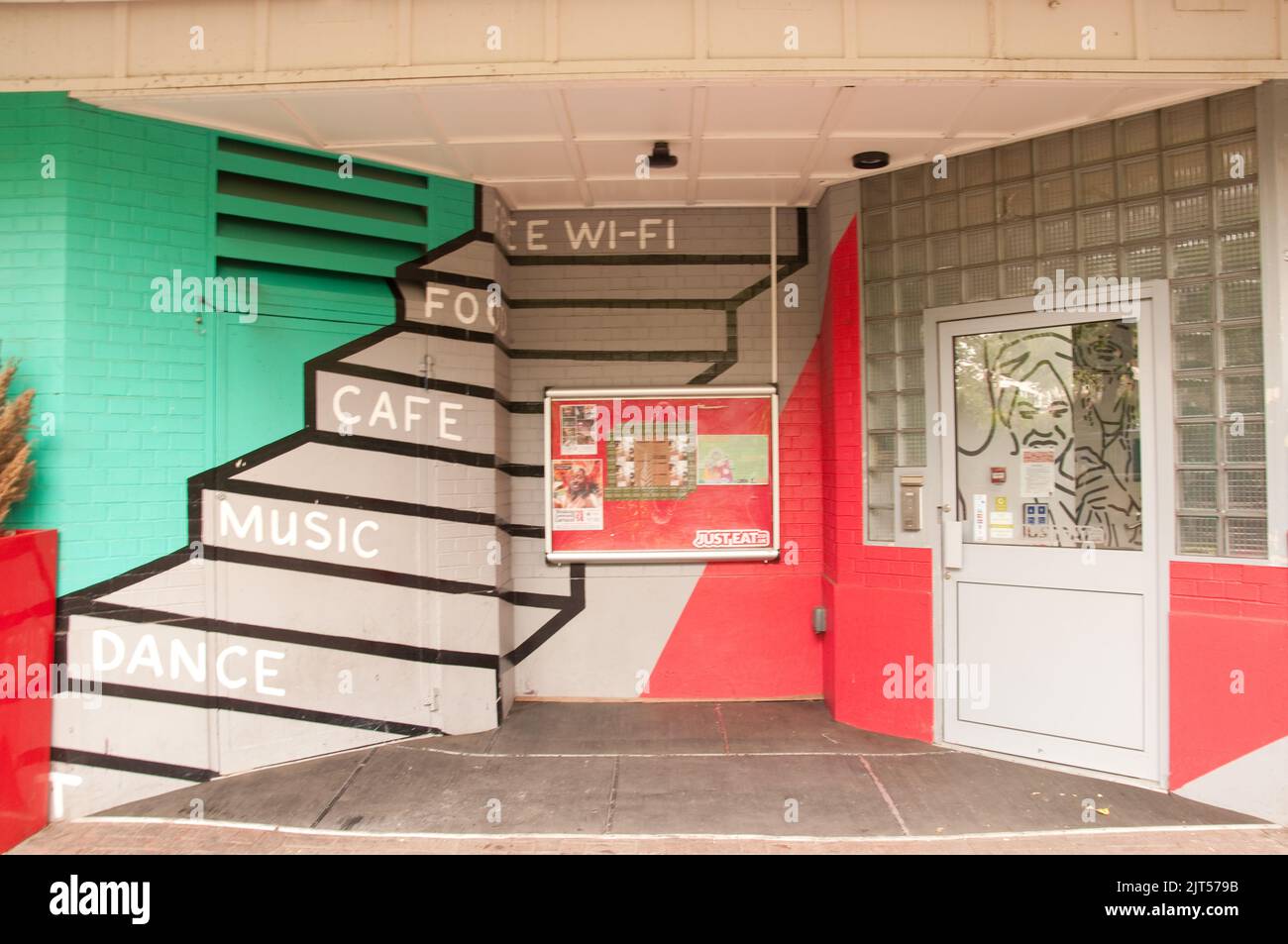 Portobello cafe hi-res stock photography and images - Alamy