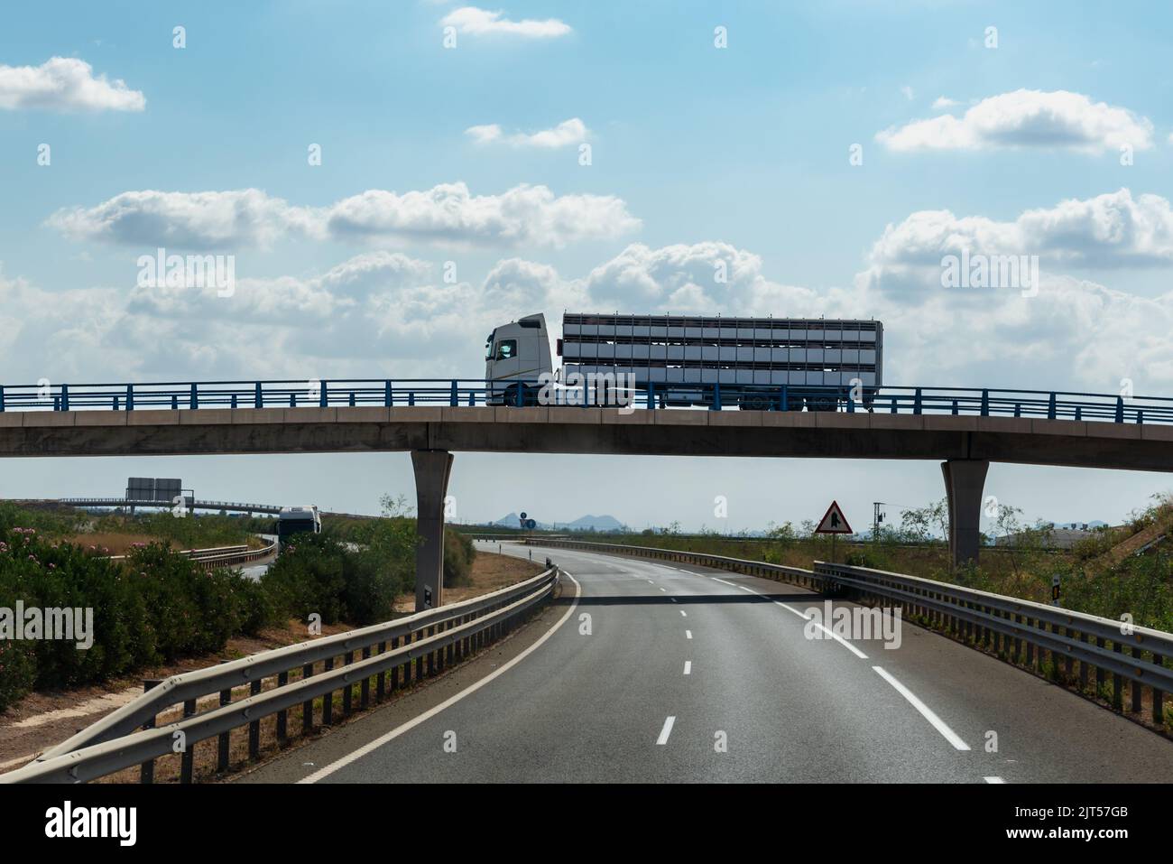 Animal transport cage hi-res stock photography and images - Alamy