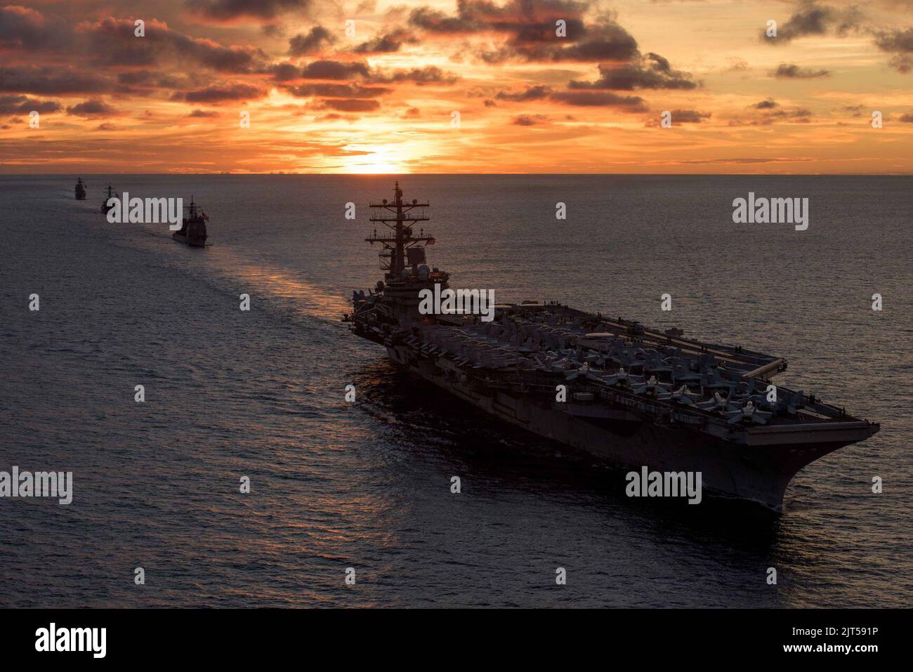 Live fire gunnery exercise hi-res stock photography and images - Alamy