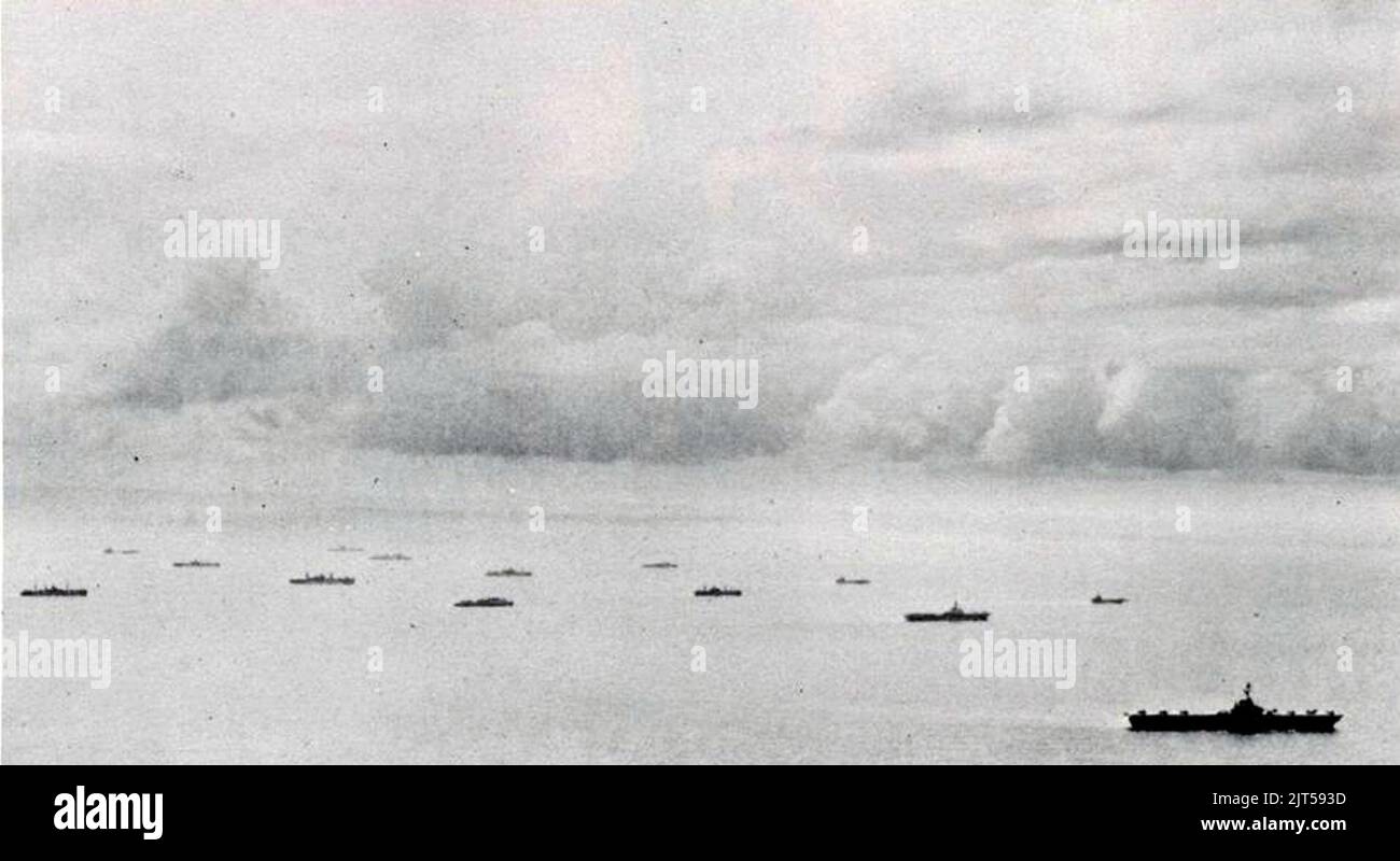 U.S. Navy ships off California (USA) during the exercise Silver Lance ...