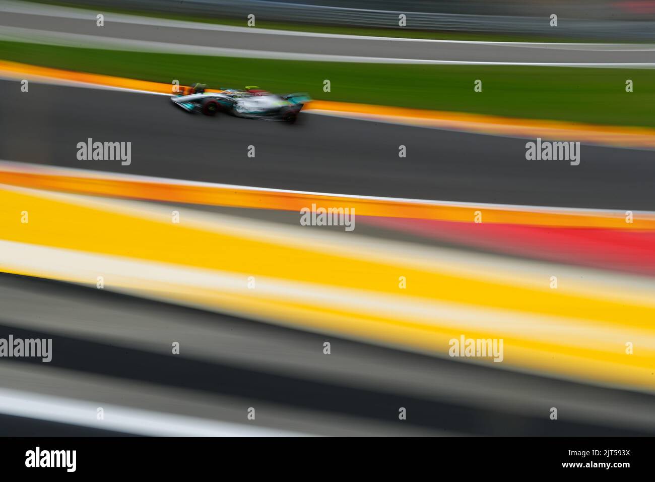 Mercedes rouge hi-res stock photography and images - Alamy