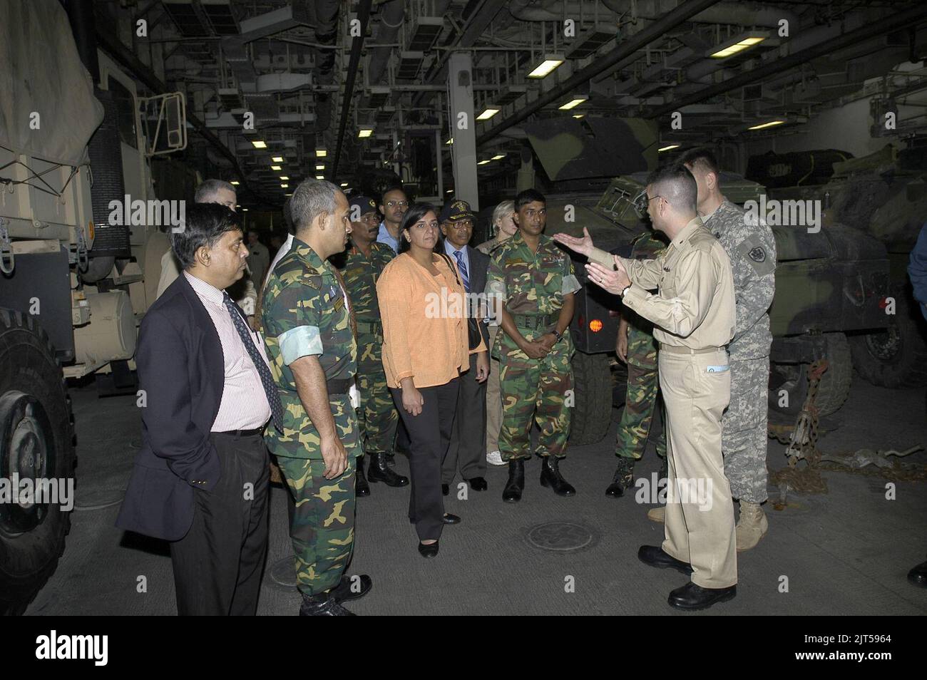 U.S. Navy support to Bangladesh - Cyclone Sidr Stock Photo - Alamy