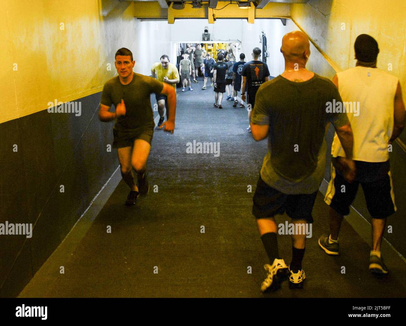 Uss bataan ramp hi-res stock photography and images - Alamy