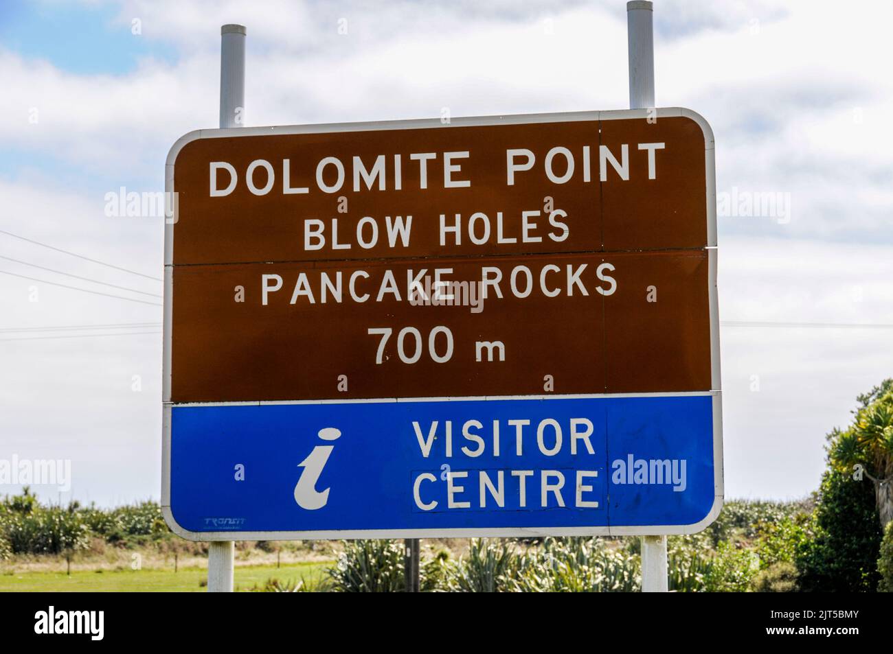 New Zealand Road Sign Stock Photo Alamy new-zealand-road-sign-stock-photo-alamy