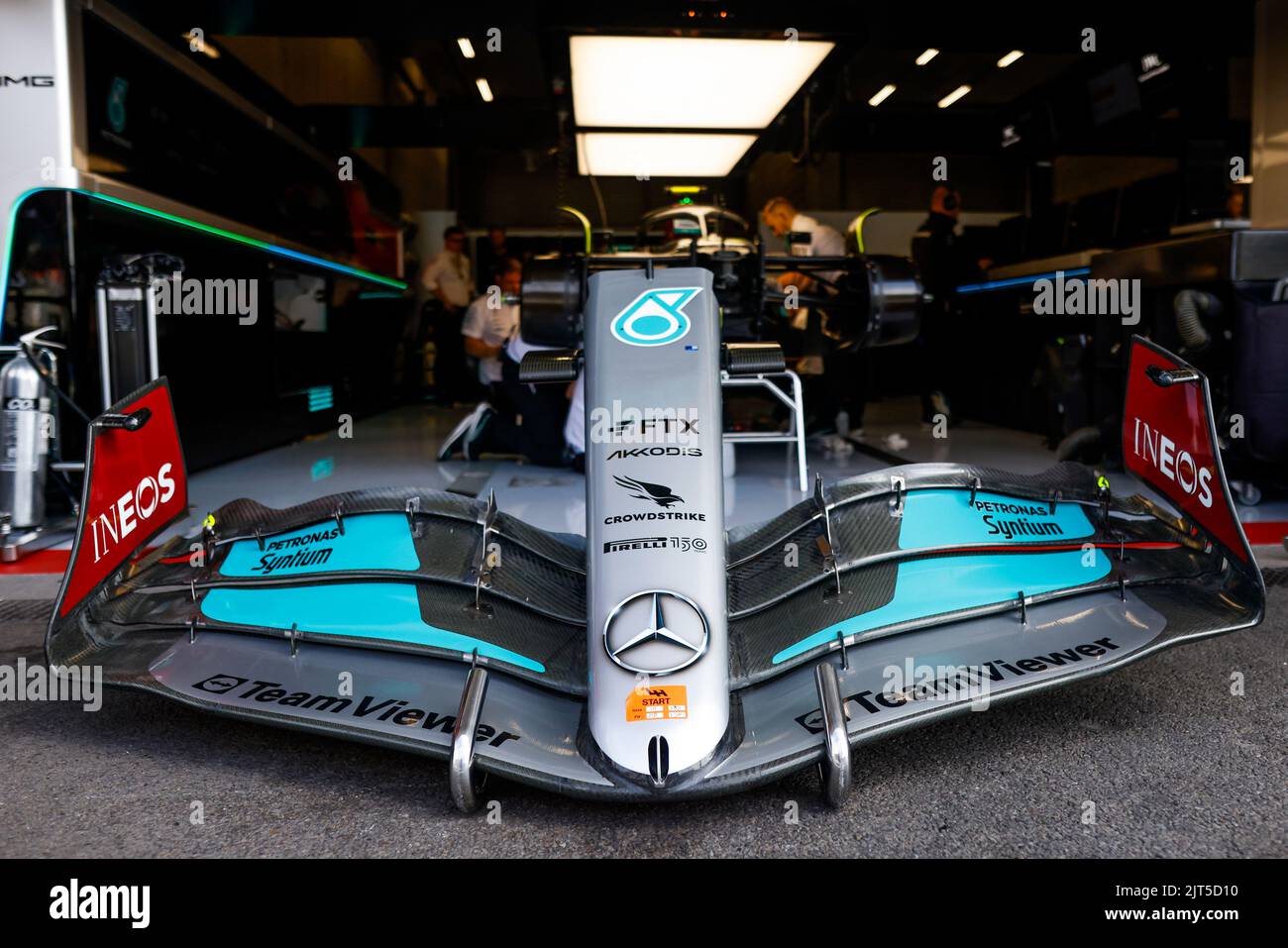 Mercedes f1 2022 front wing hi-res stock photography and images - Alamy