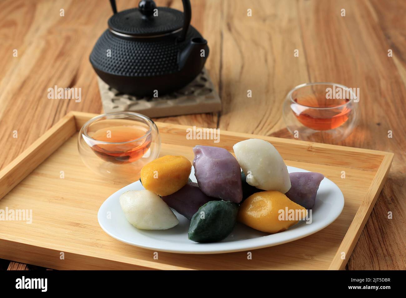 Songpyeon Korean Half Moon Stuffed Sweet Rice Cake for Chuseok Festival ...