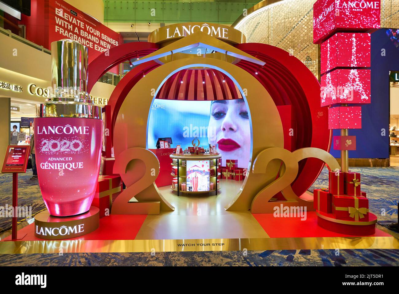 SINGAPORE - CIRCA JANUARY, 2020: entrance to Lancome's Chinese New Year ...