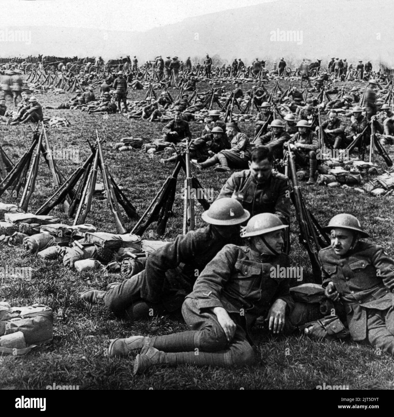 U.S. soldiers of the 89th Infantry Divison resting before review, Trier ...