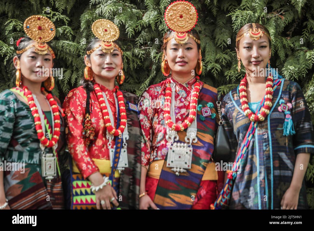 Limbu traditional dress hi-res stock photography and images - Alamy