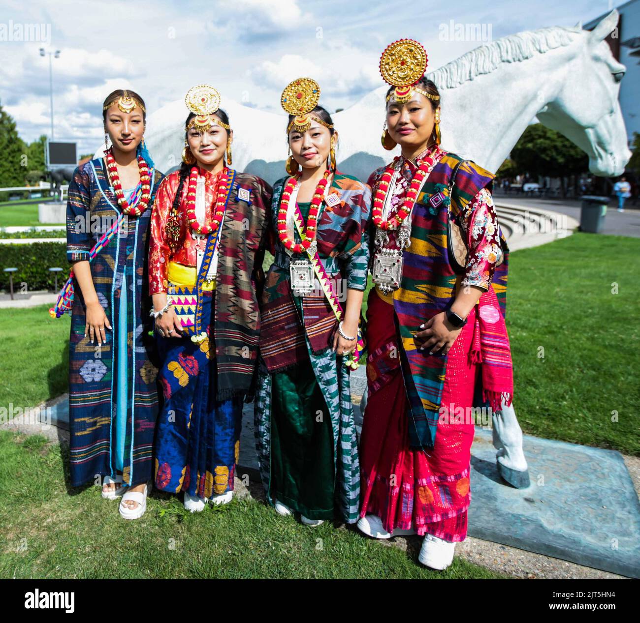 Limbu traditional dress hi-res stock photography and images - Alamy