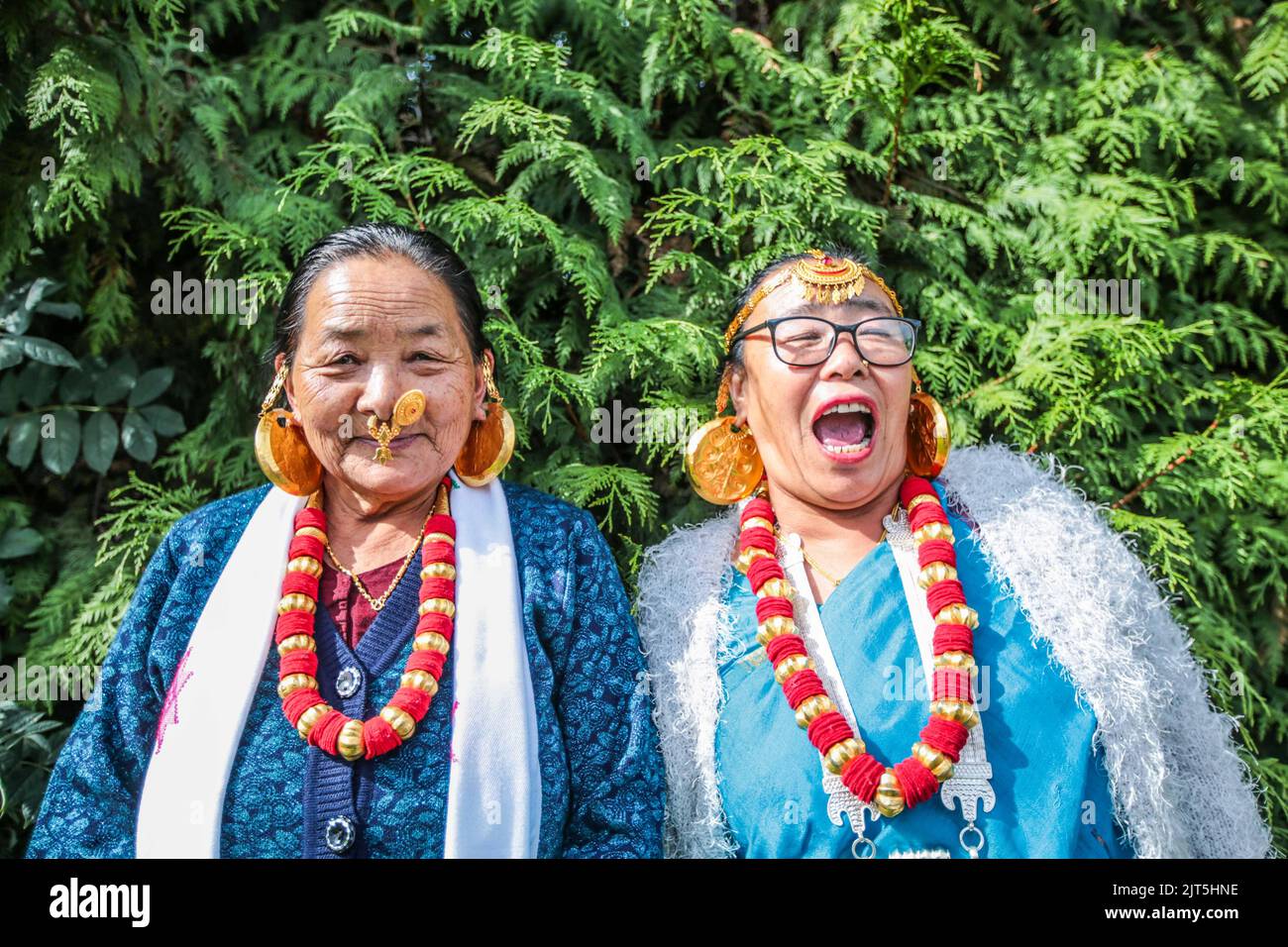 Limbu traditional dress hi-res stock photography and images - Alamy