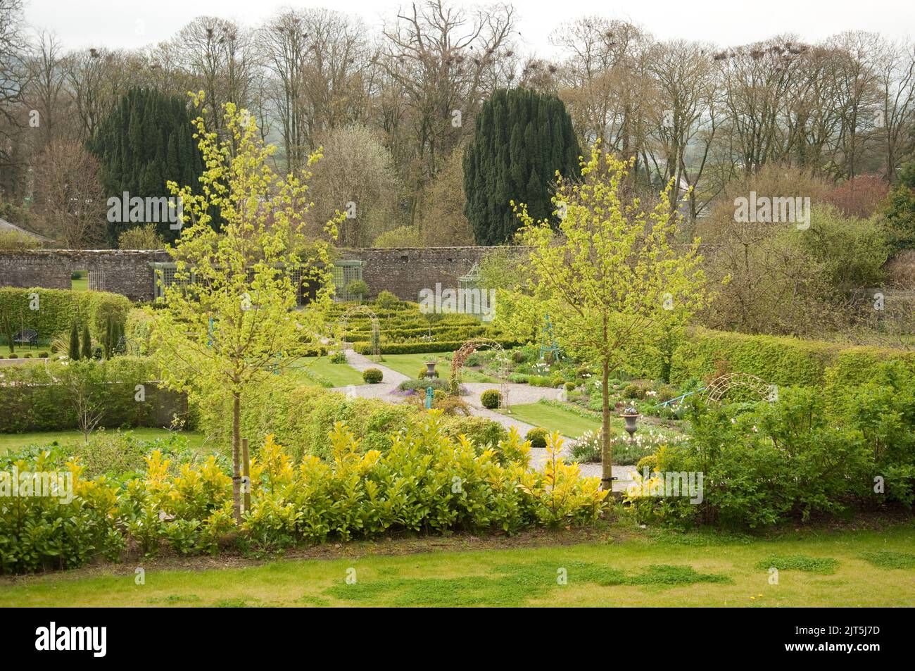 Castle Durrow Hotel Gardens, Thomastown, Co Kilkenny, Eire. Walled ...