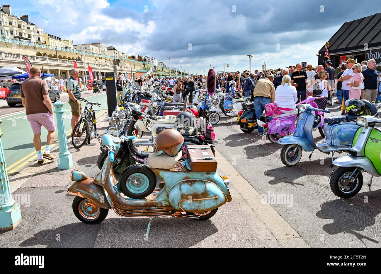Mod all weekender brighton 2022 hi-res stock photography and images - Alamy