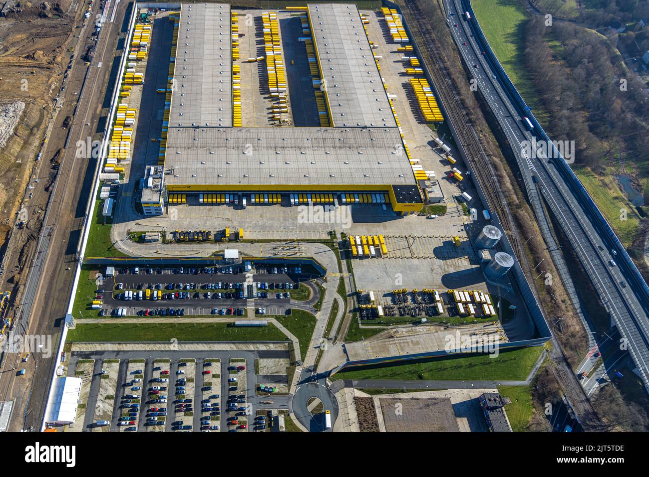 Dhl logistics hall hi-res stock photography and images - Alamy