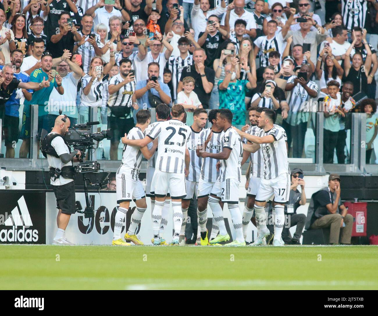 Dusan Vlahovic Of Juventus Fc Celebrating With Team During The Italian