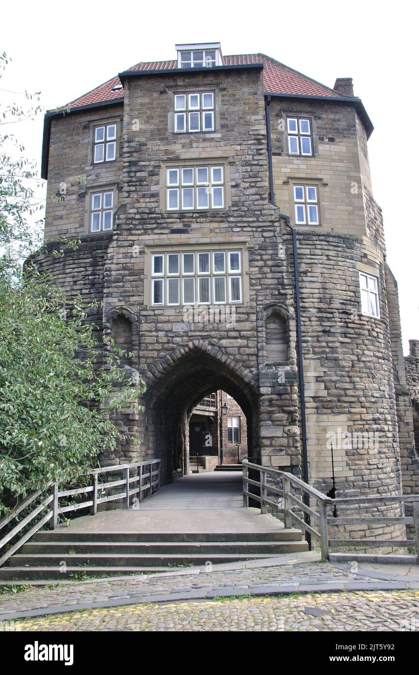 The Black Gate from the west, The Old Castle, Newcastle upon Tyne Stock ...