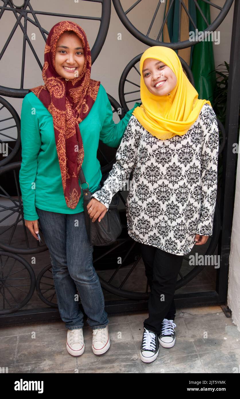 Malaysian Muslim Girls