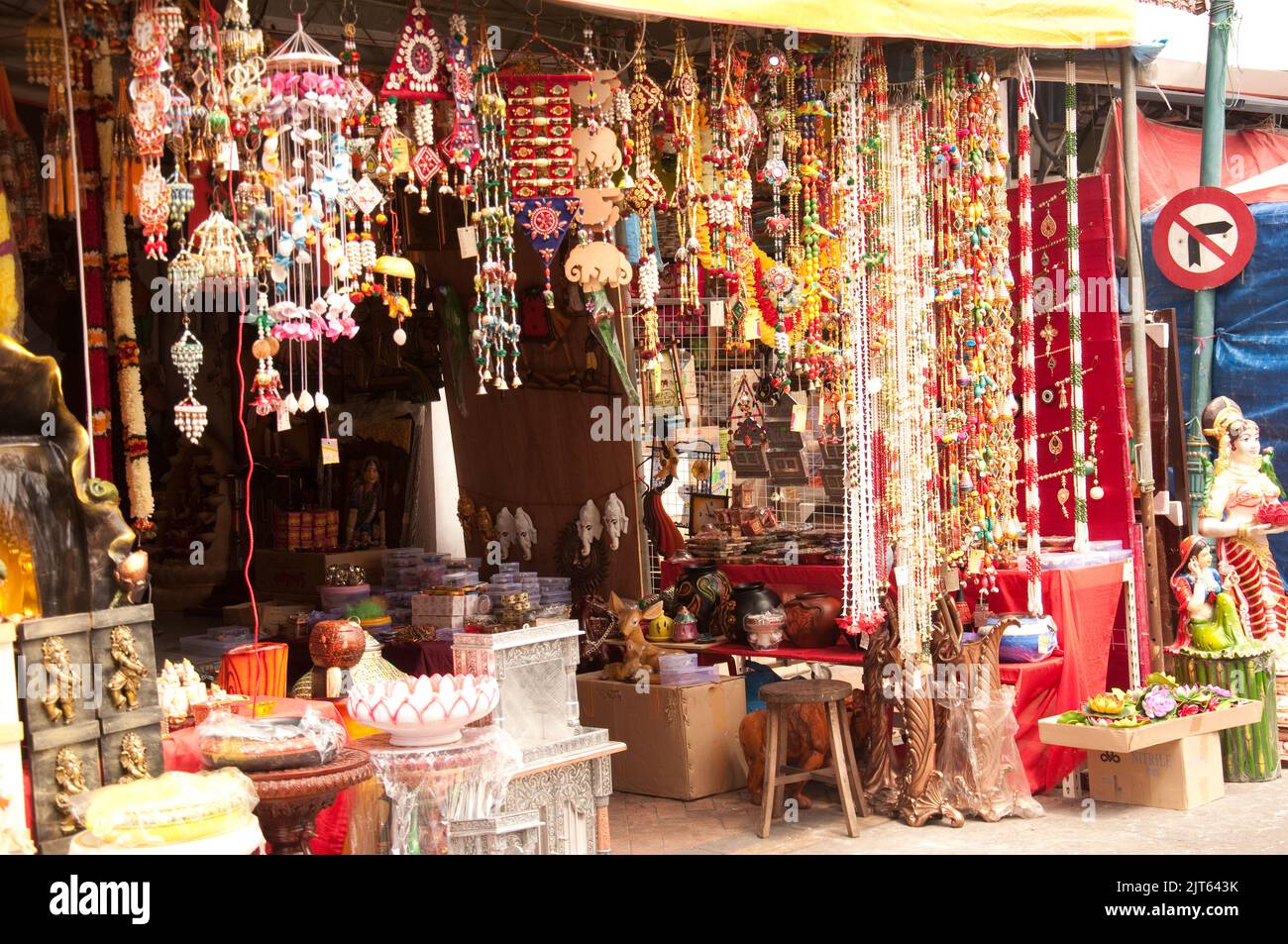 Deepavali Decorations, Market Stalls, Little India, Georgetown, Penang ...