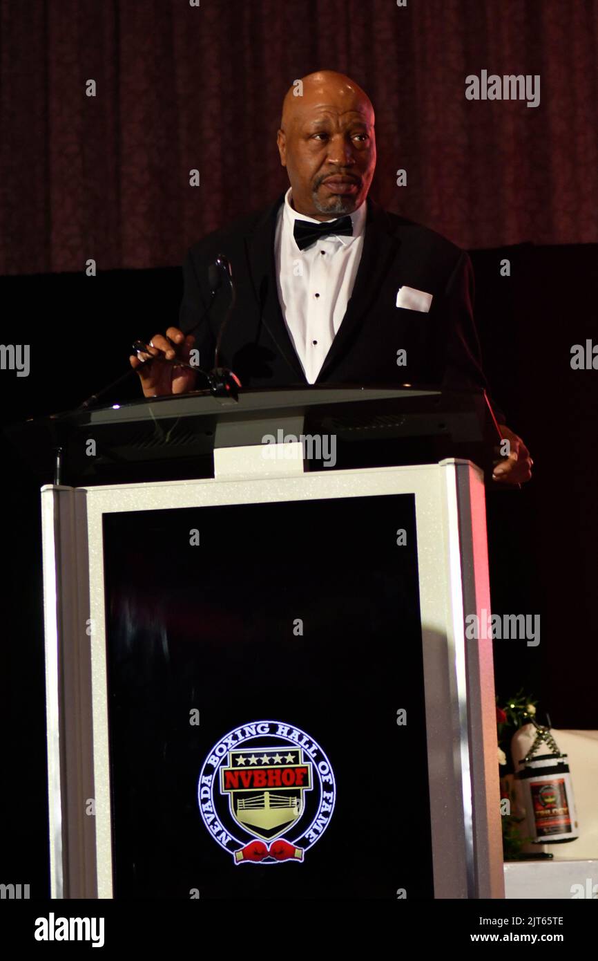 Las Vegas, NV, USA. 27th Aug, 2022. Ray Mercer speaking at the ...