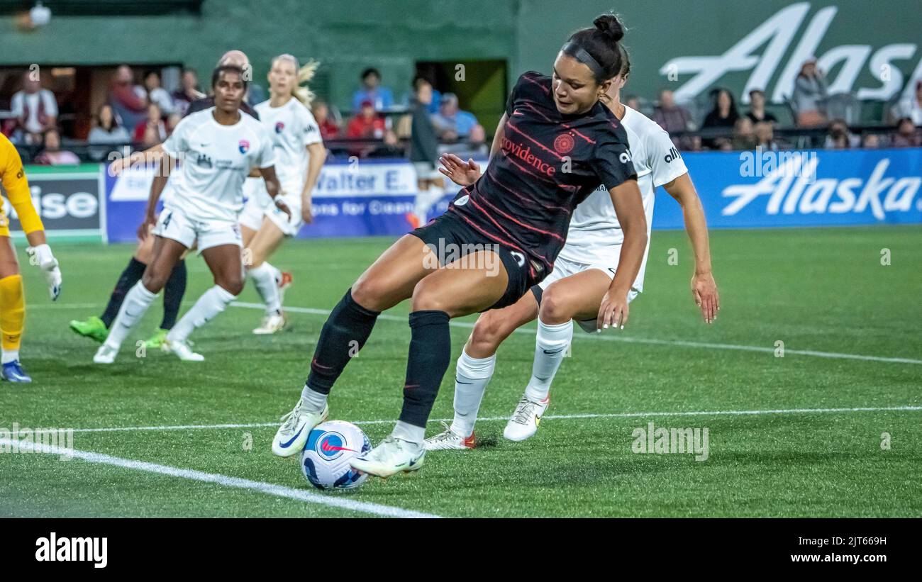 Thorns forward Sophia Smith saves the ball from going out of bounds ...