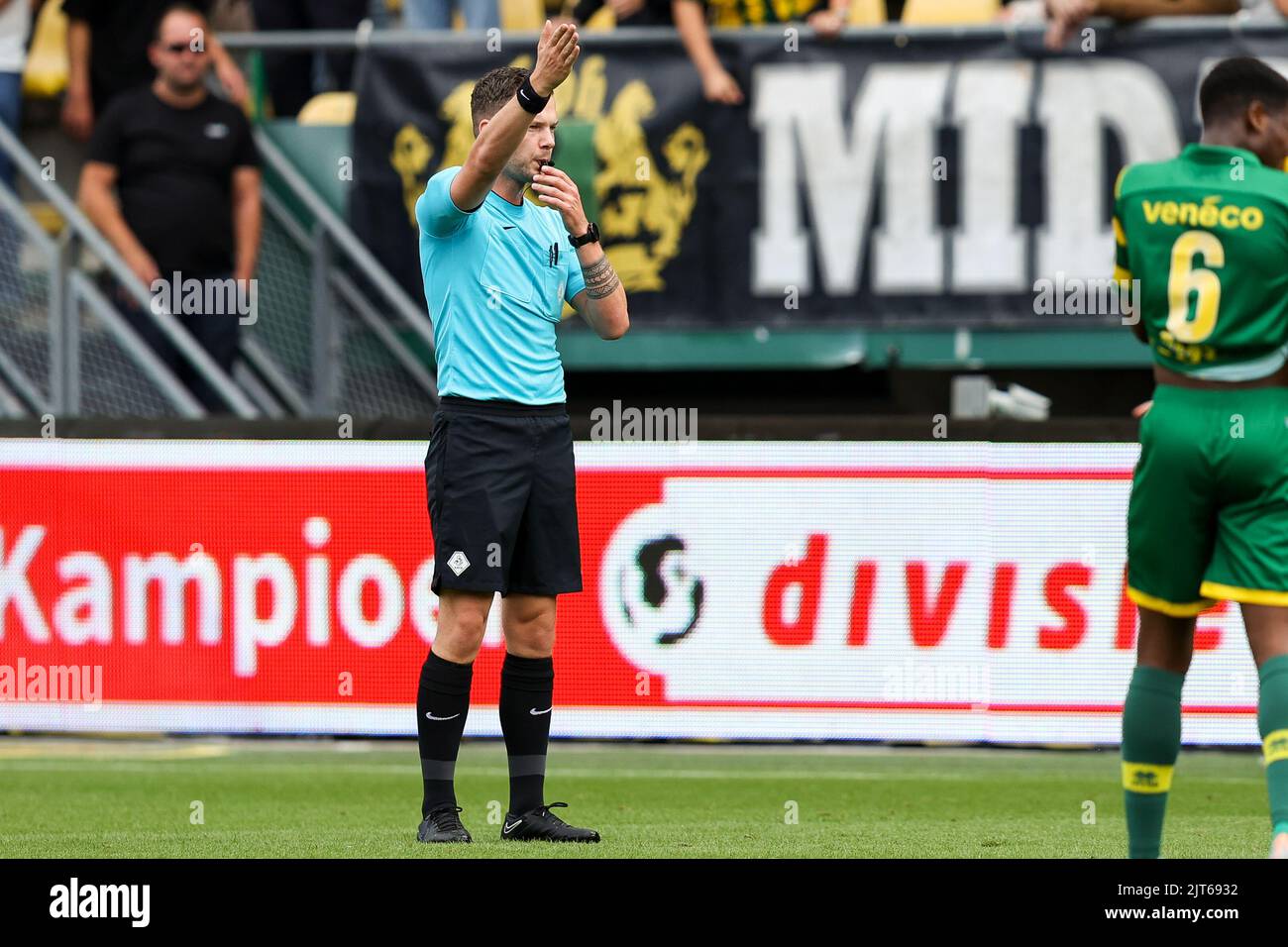 DEN HAAG, NETHERLANDS - AUGUST 28: Referee Robin Hensgens during the ...