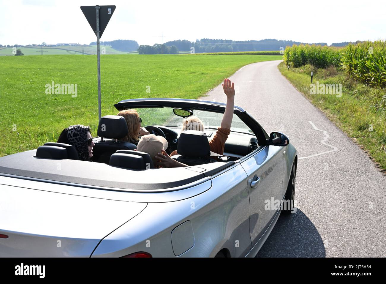 27 August 2022, Bavaria, Chiemgau: Dpa-Exclusive: The actresses of the ...