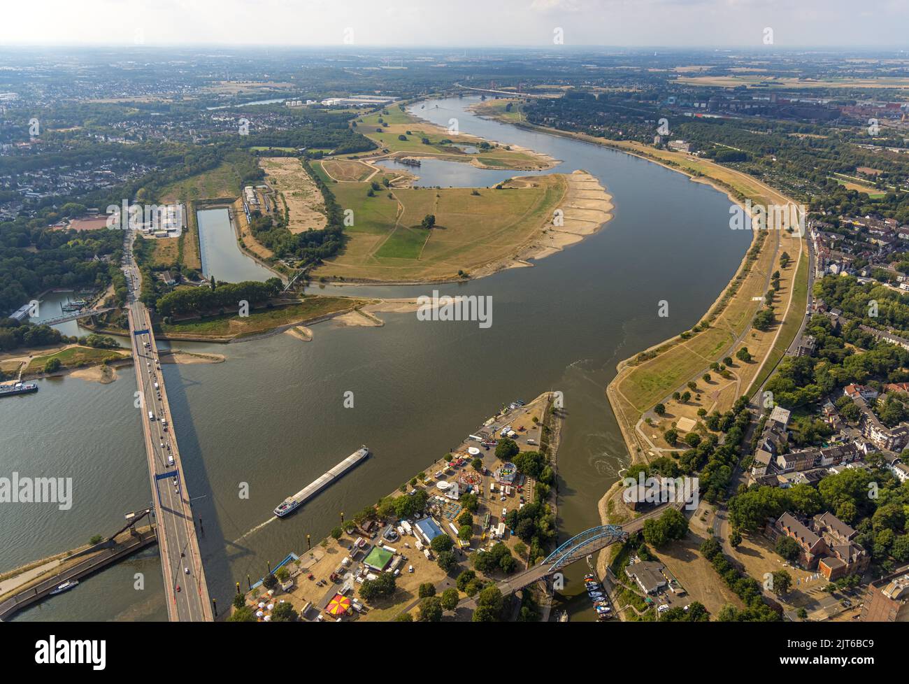Rhine bend with low water near beeckerwerth in duisburg hi-res stock ...