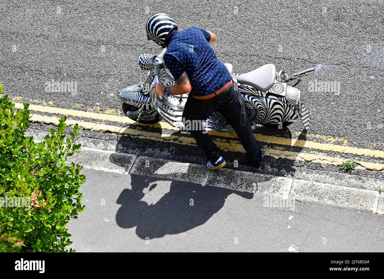 Brighton mods 2022 hi-res stock photography and images - Alamy