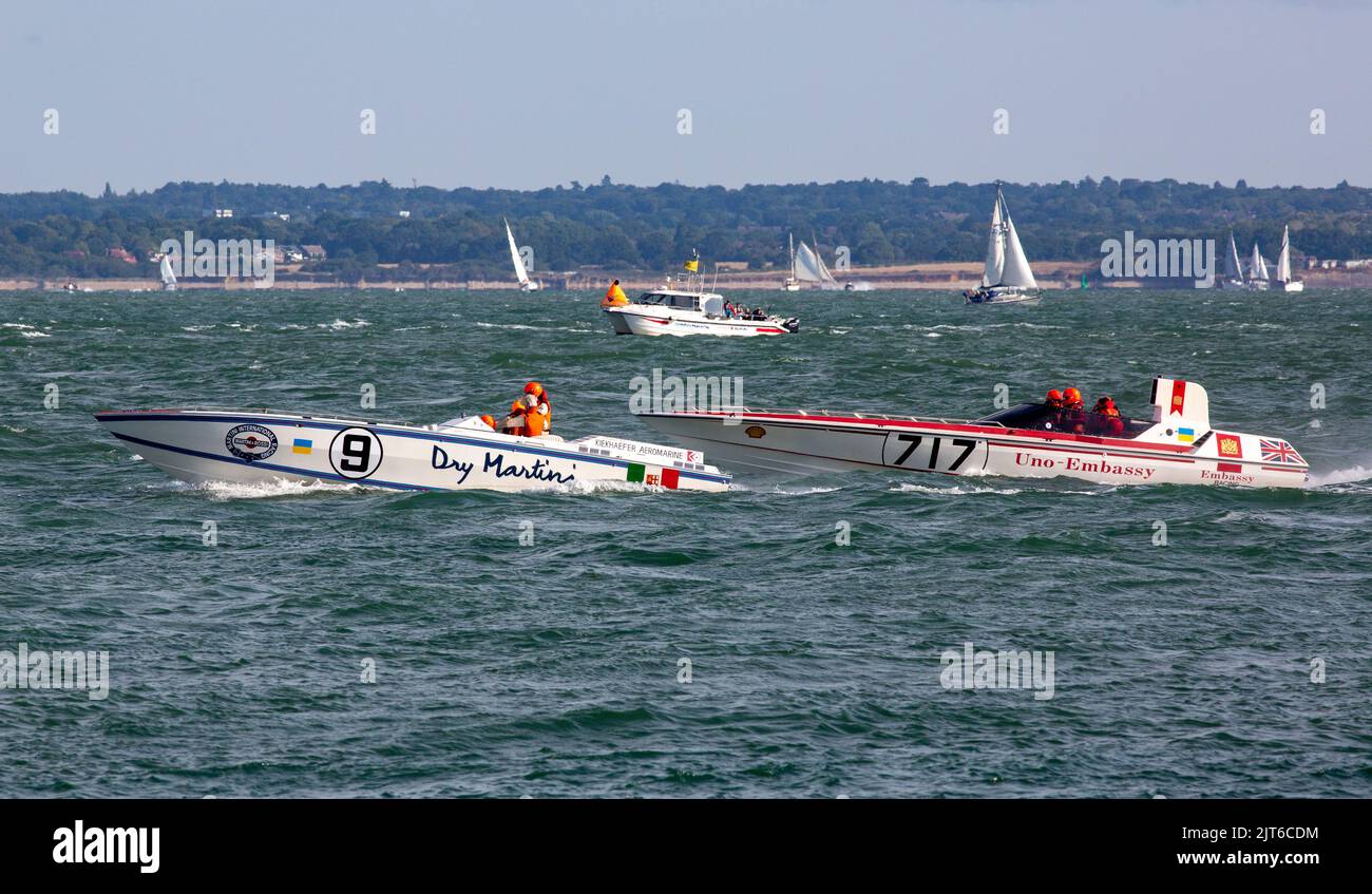 Classic yacht in big waves hi-res stock photography and images - Alamy