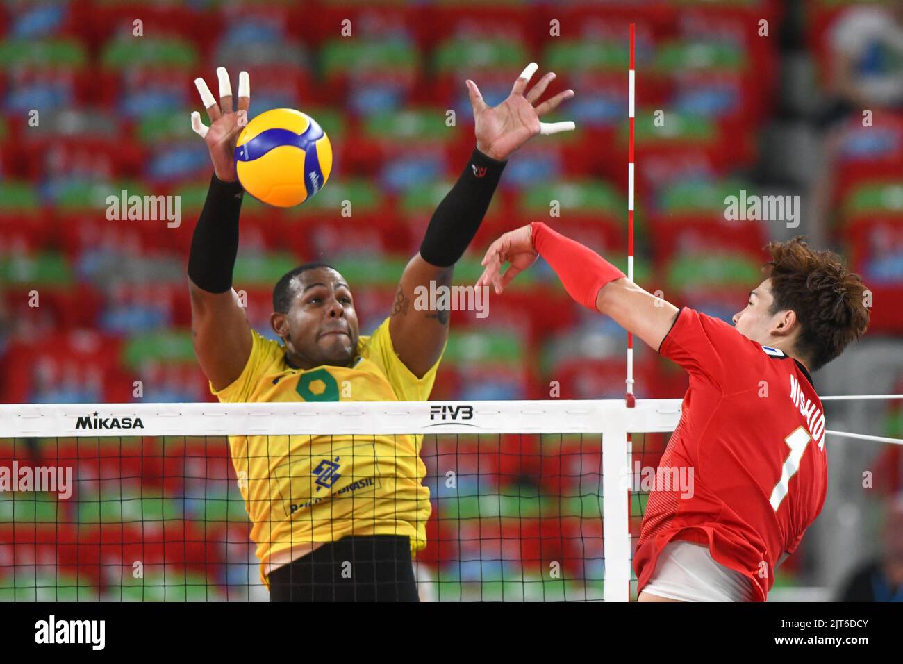 Yoandy Leal Hidalgo (Brazil), Yuji Nishida (Japan). Volleyball World ...