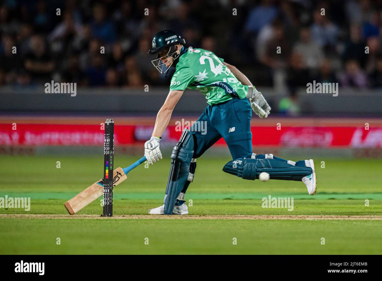 LONDON, UNITED KINGDOM. 27th Aug, 2022. Jordan Cox of Oval Invincibles in action during The ...