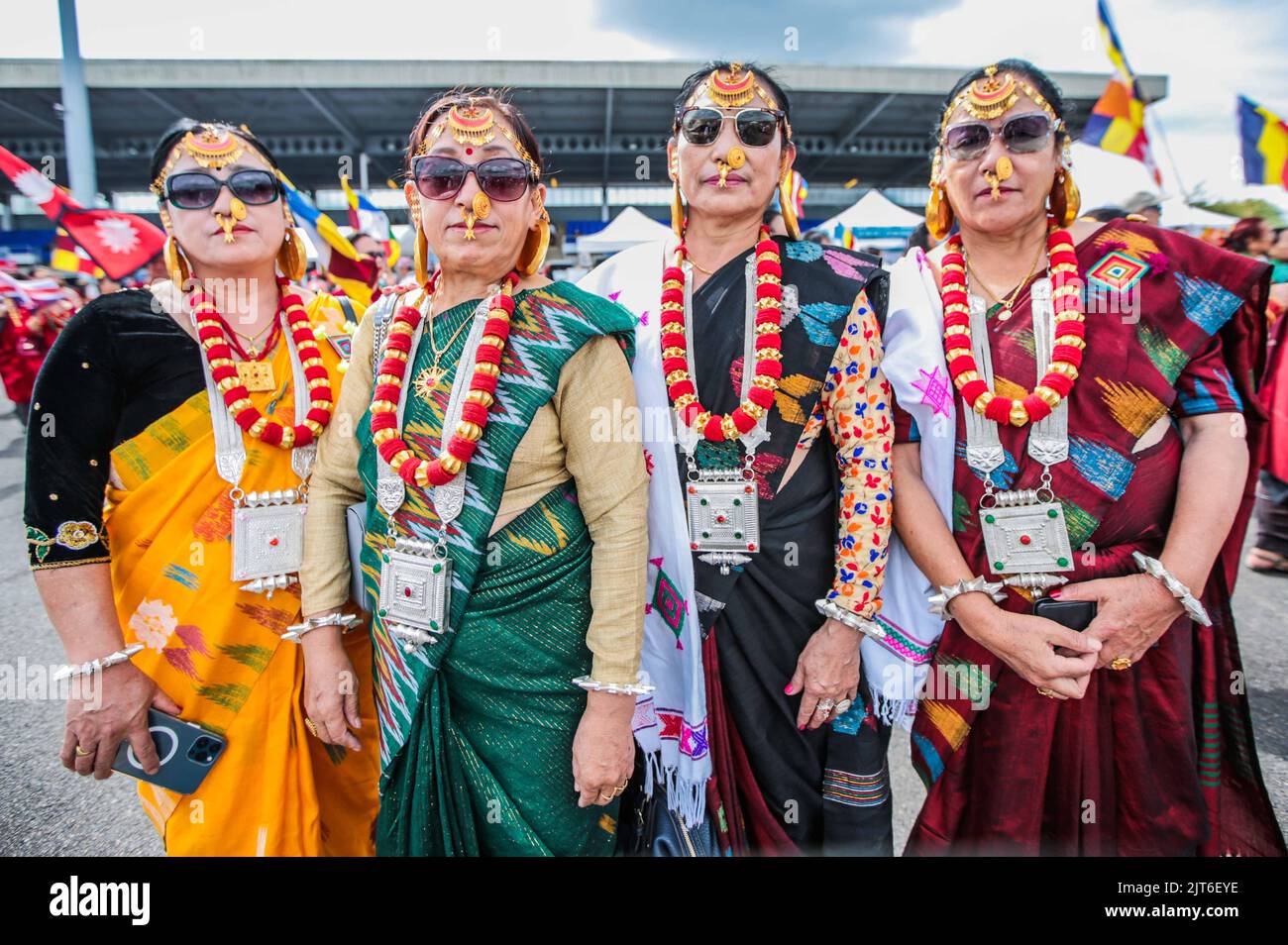 Sunbury-on-Thames, Surrey, UK. 28th Aug, 2022. Kempton Park racehorse ...