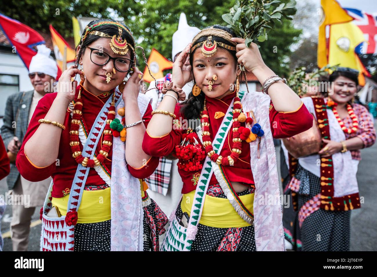 Sunbury-on-Thames, Surrey, UK. 28th Aug, 2022. Kempton Park racehorse ...