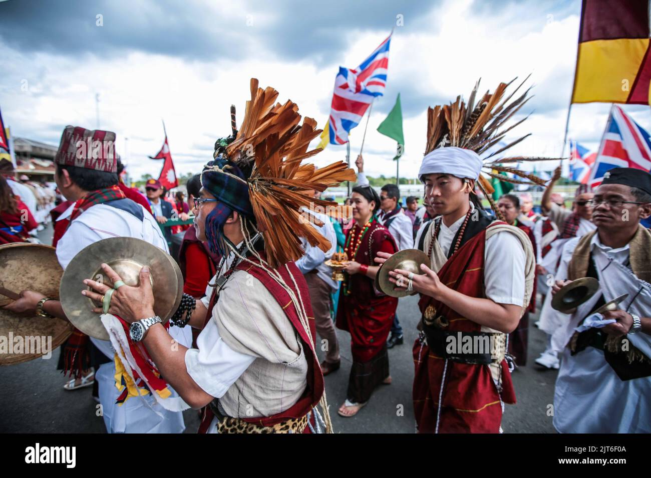Sunbury-on-Thames, Surrey, UK. 28th Aug, 2022. Kempton Park racehorse ...