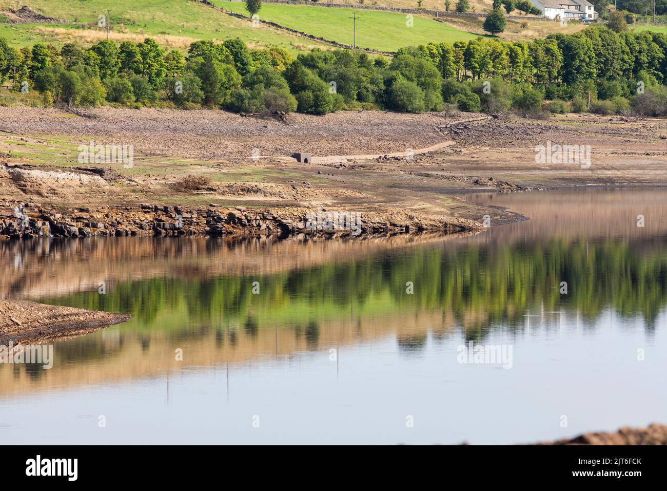 Ripponden,West Yorkshire, UK, 28th August 2022 UK Weather Baitings Dam ...
