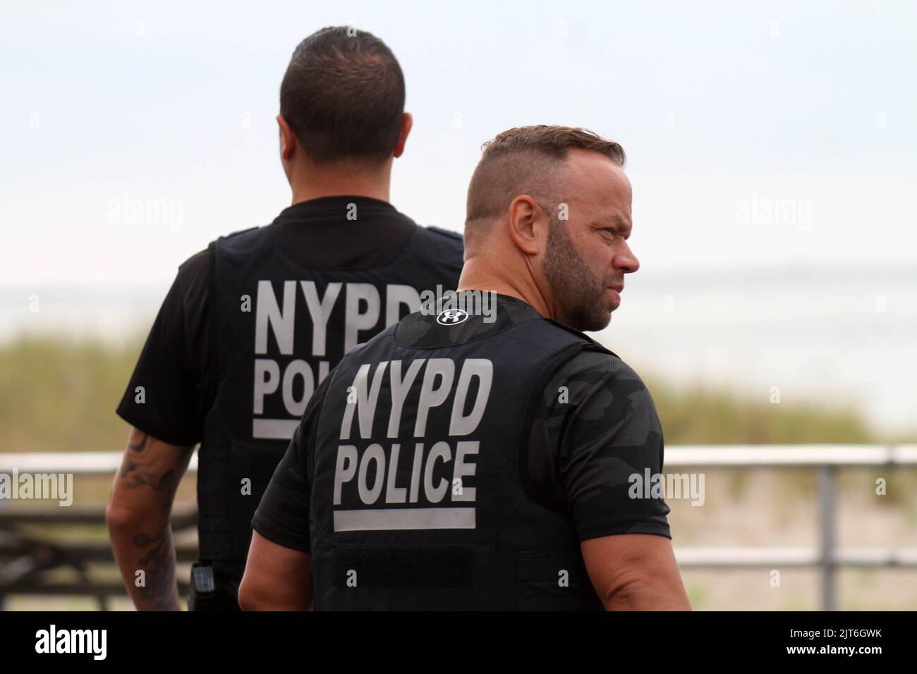 Gunshot wound leg hi-res stock photography and images - Alamy