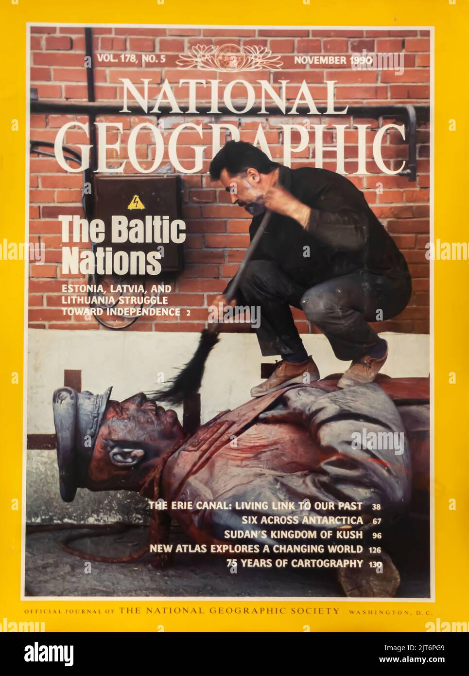 National geographic magazine cover, November 1990 Stock Photo - Alamy