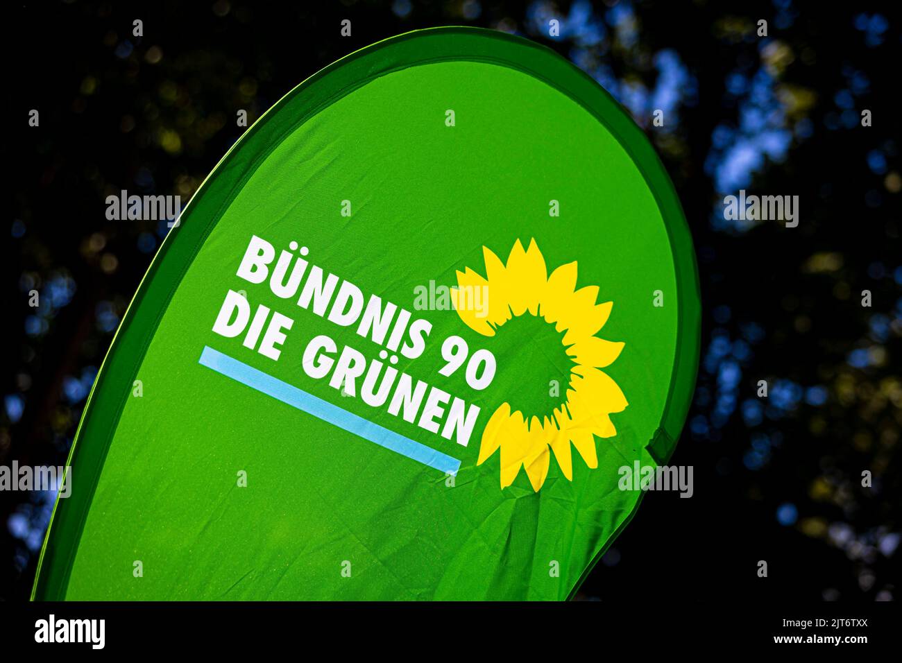 Hanover, Germany. 28th Aug, 2022. The logo of Bündnis 90/Die Grünen can ...